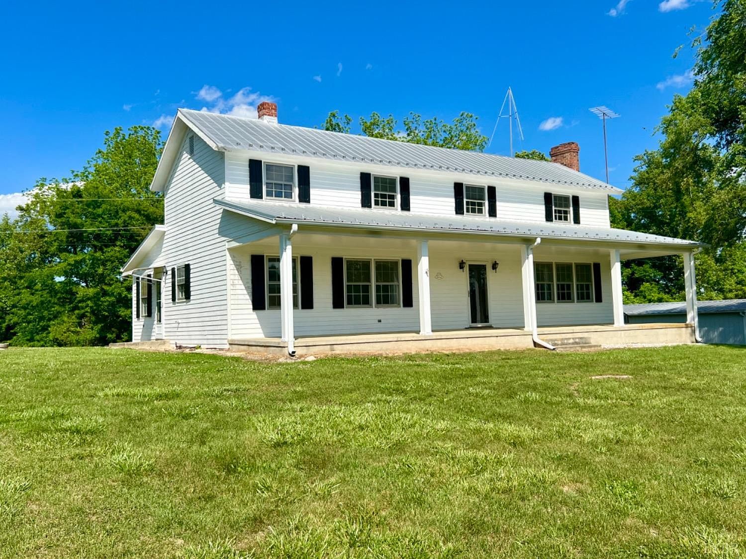 225 Holt Ln, Phenix, VA 23959 | Zillow