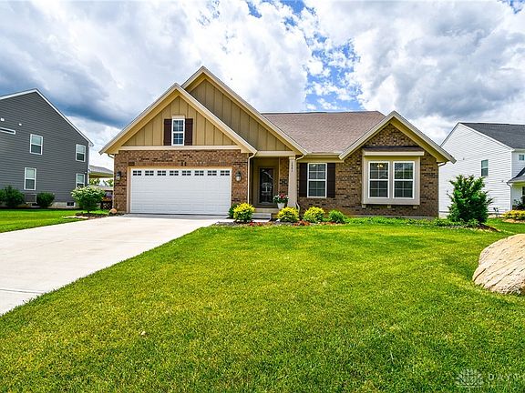1641 Red Oak Dr, Bellbrook, OH 45305 | MLS #912859 | Zillow