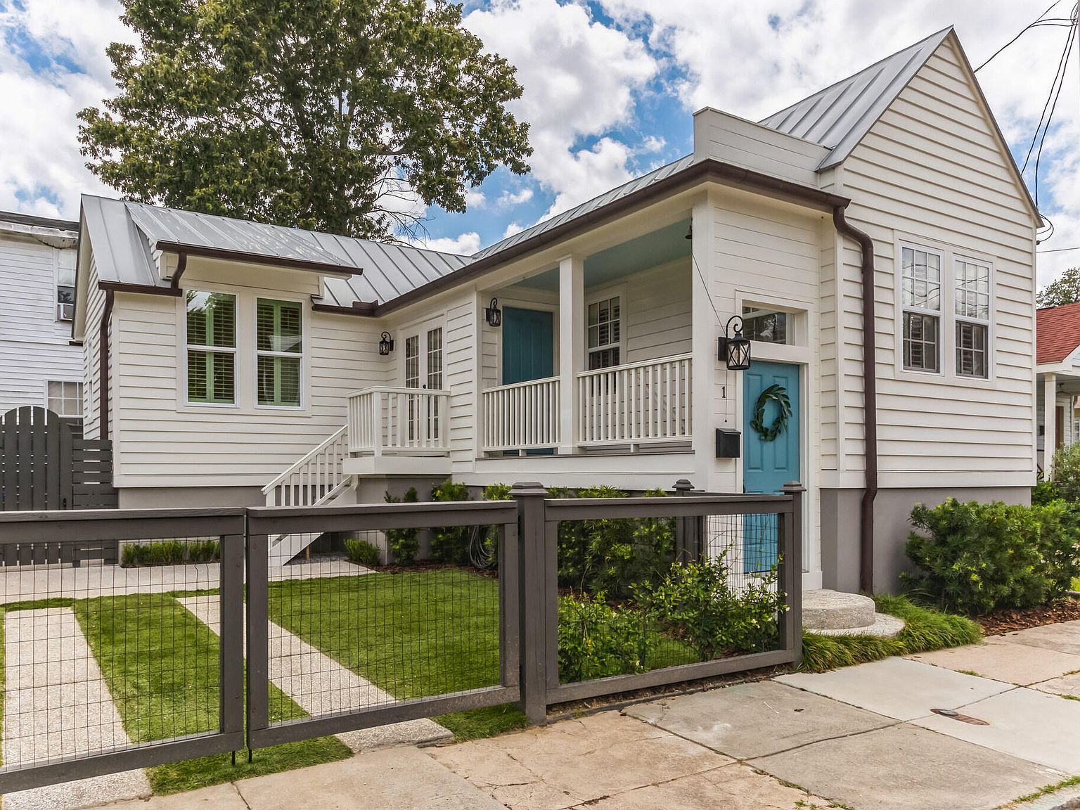 1 Dingle St, Charleston, SC 29403 | MLS #24015303 | Zillow