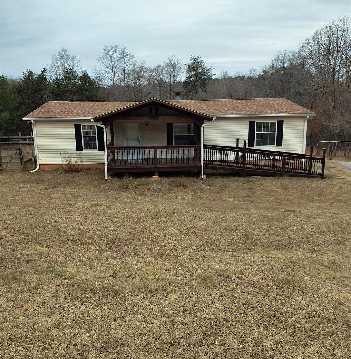 345-345 Double Bridge Ln, Chatham, VA 24531 | Zillow