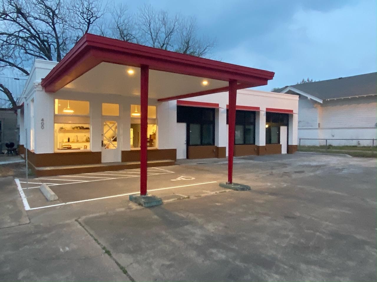 400 S Main St UNIT 104, Lockhart, TX 78644 | Zillow