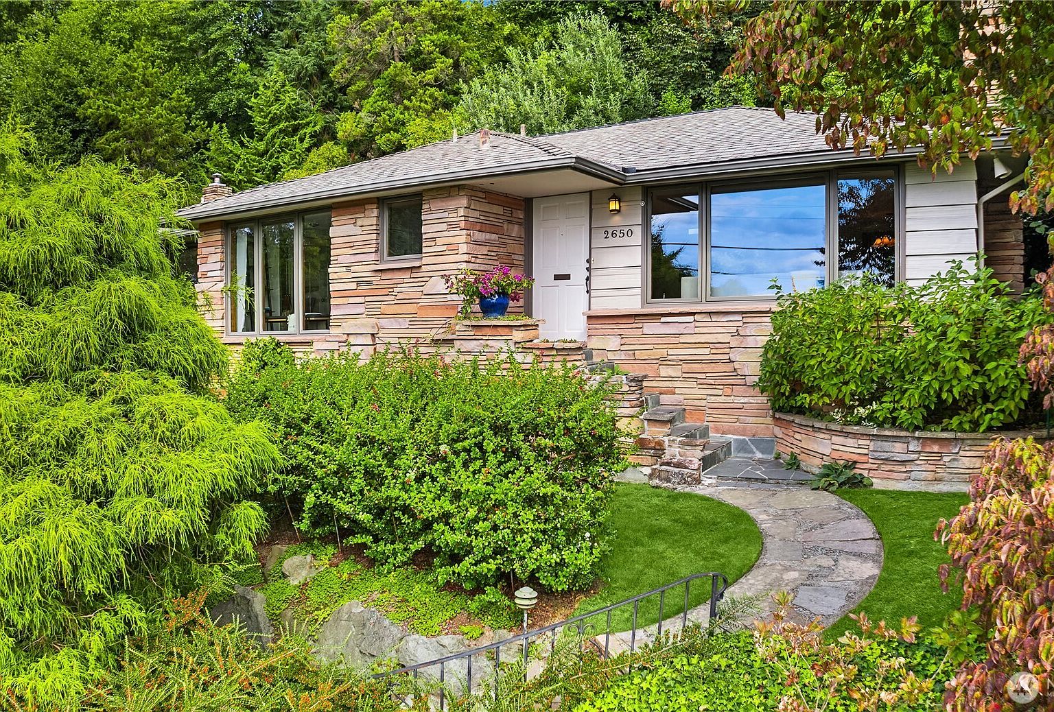 2650 Perkins Lane W, Seattle, WA 98199 | Zillow