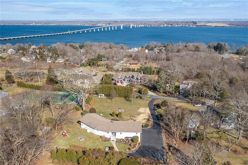 62 Champlin Rd, Saunderstown, RI 02874 | Zillow