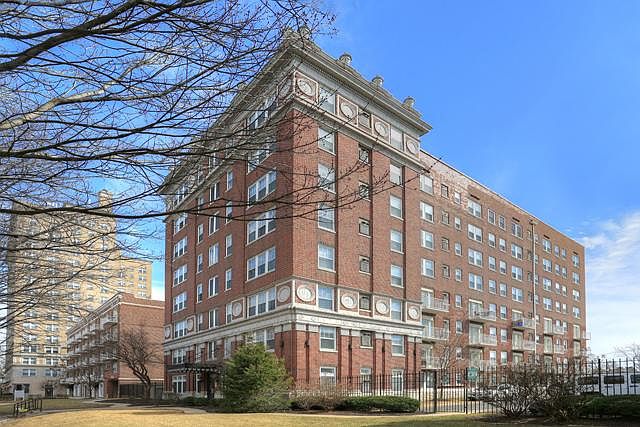 5330 Pershing Ave APT 803, Saint Louis, MO 63112 | Zillow