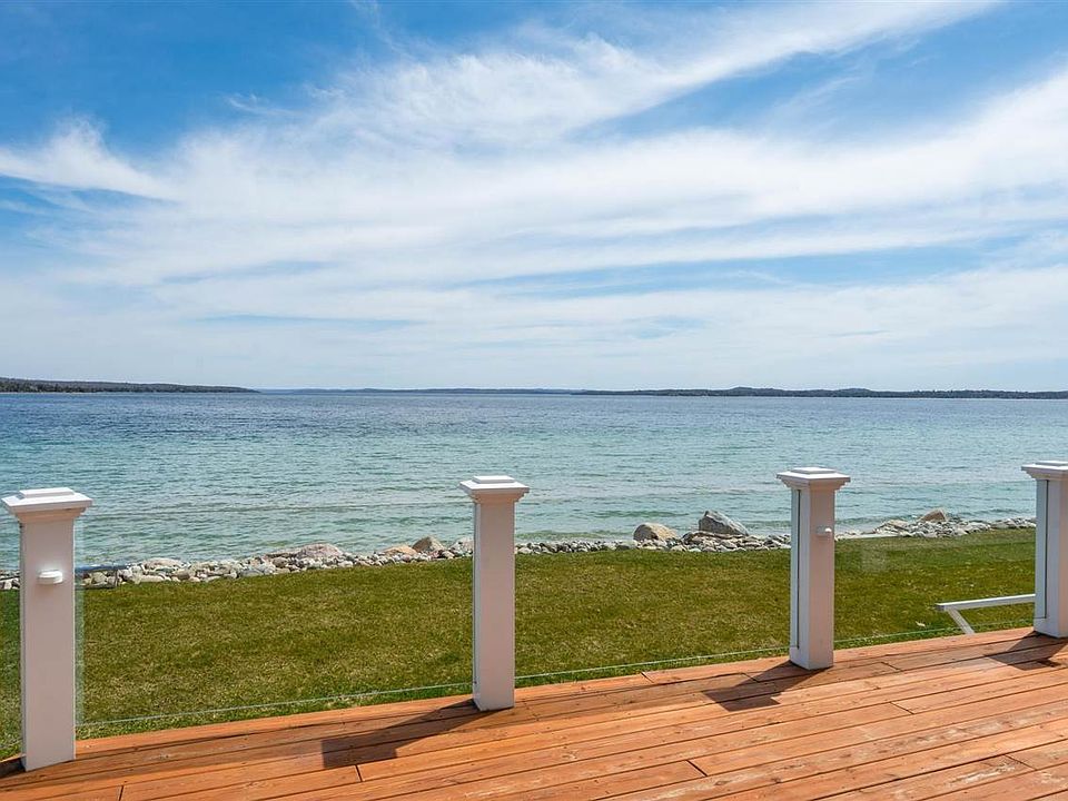 112 C&o Club Dr, Charlevoix, MI 49720 | Zillow