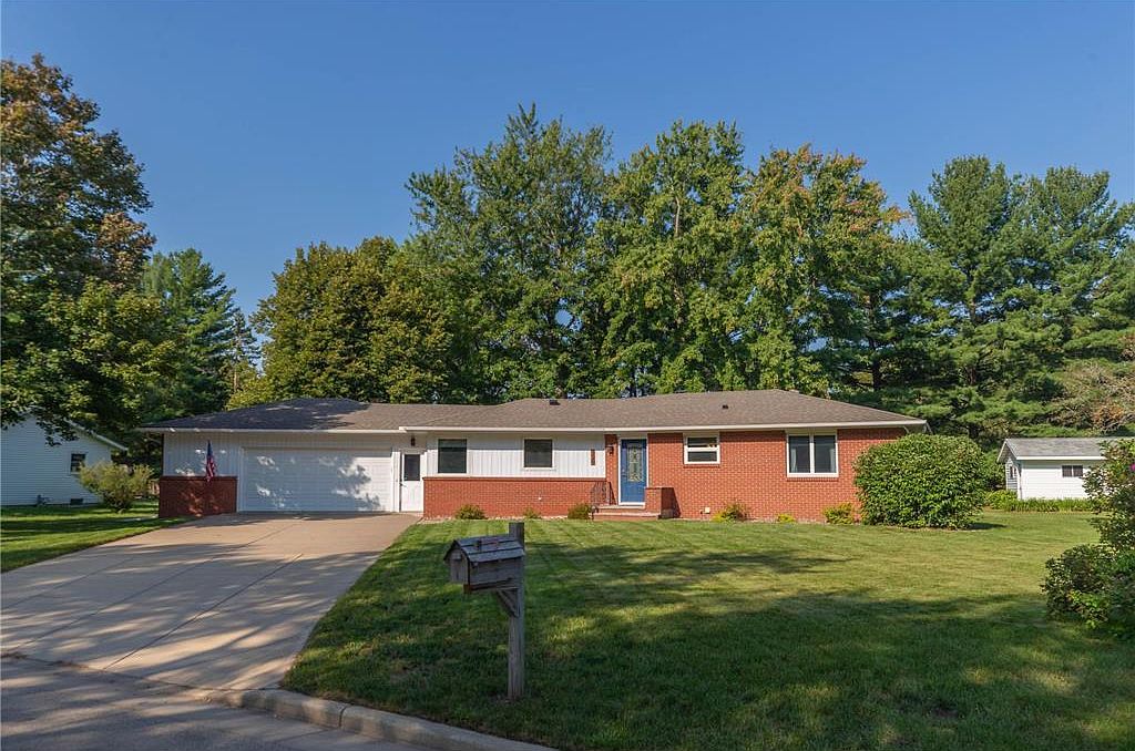 329 West River Drive, New Richmond, WI 54017 | MLS #6423082 | Zillow