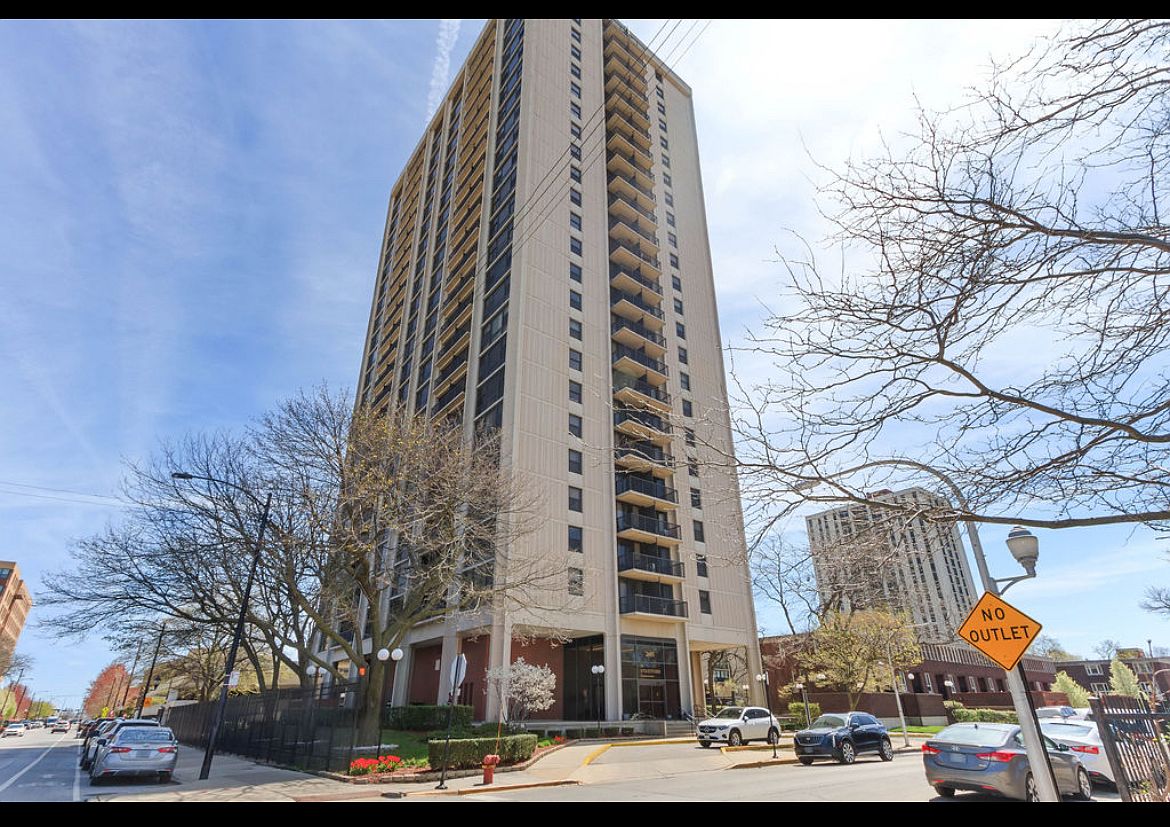 2605 S Indiana Ave UNIT 2407, Chicago, IL 60616 | Zillow