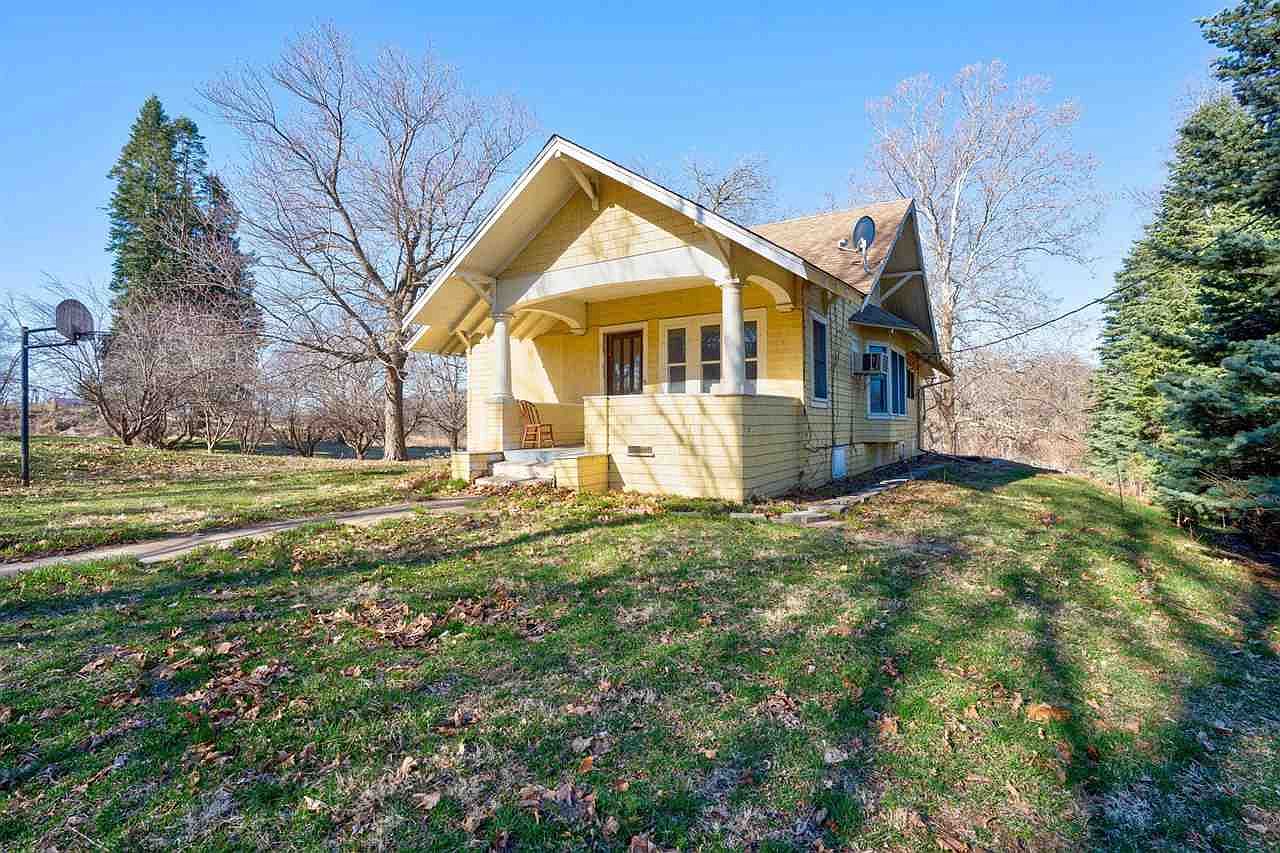 192 3rd St, Rubio, IA 52585 | Zillow