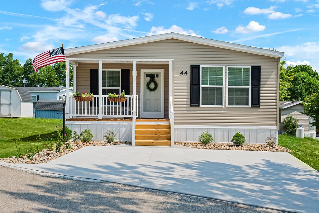 REDMAN 44 Forest Park Village Plan, Forest Park Village, Cranberry ...