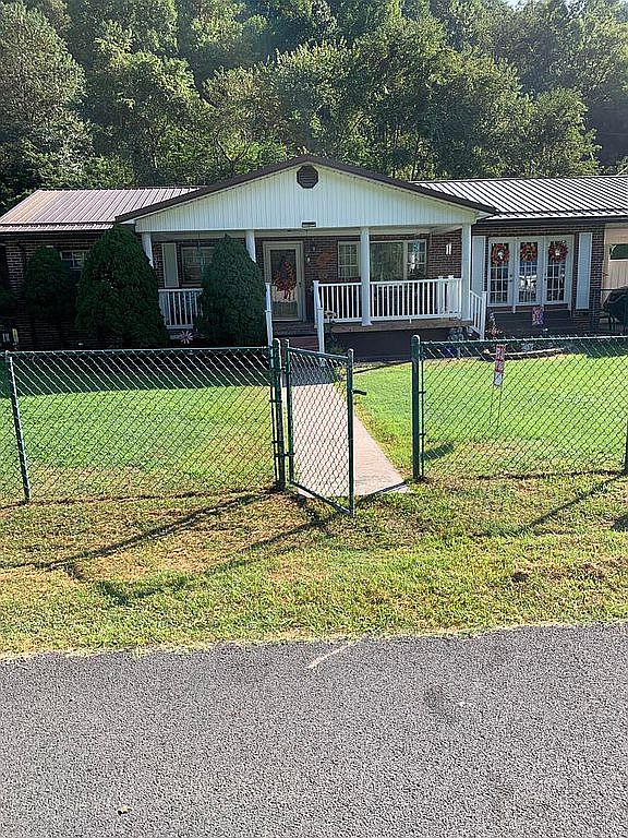 15 Pine Knoll Ln, Lynco, WV 24857 | Zillow