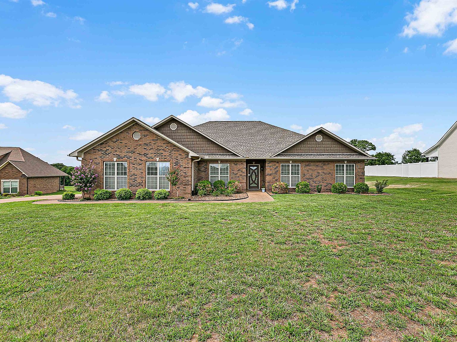 627 Connor Ln, Lexington, TN 38351 | MLS #232750 | Zillow