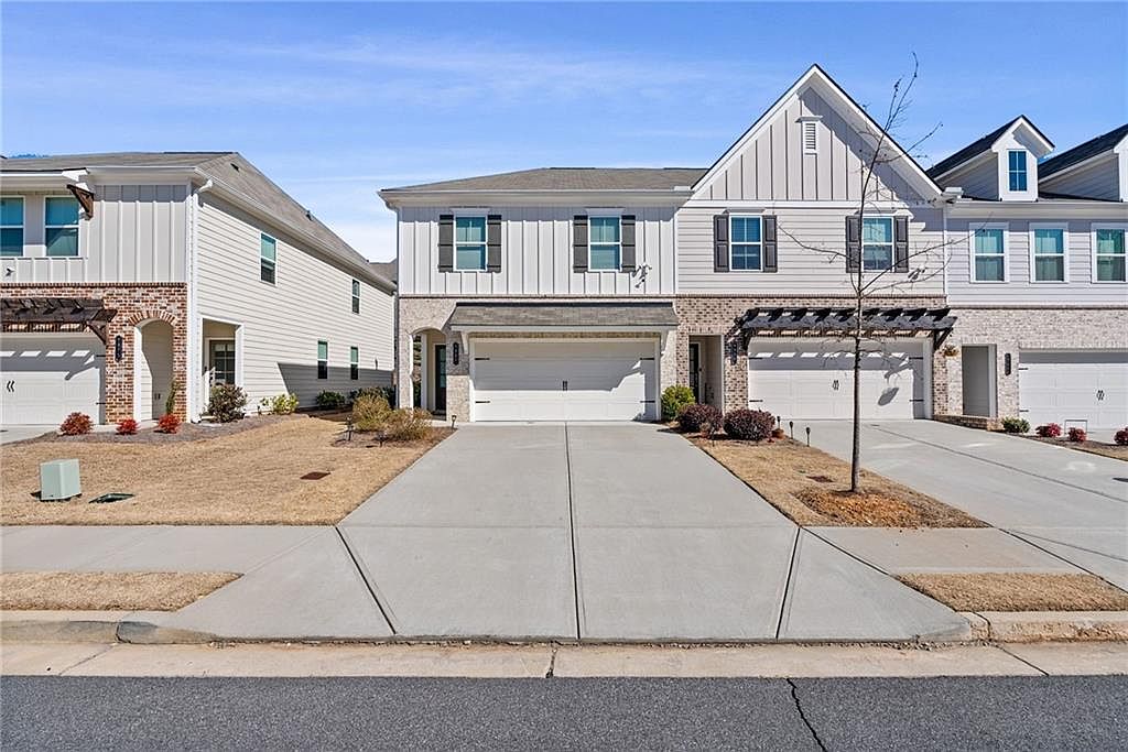 2881 Grandin Way, Marietta, GA 30008 | MLS #7631386 | Zillow