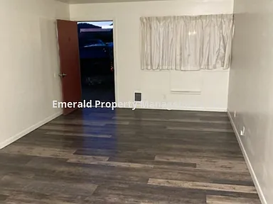 AGW04 - 1067 NE Stephens St Roseburg OR | Zillow