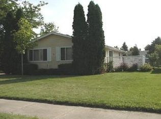 2375 KINCAID AVENUE, Oshkosh, WI 54904 | Zillow