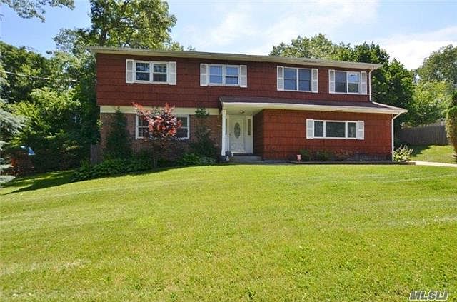 226 Townline Rd, Commack, NY 11725 | Zillow