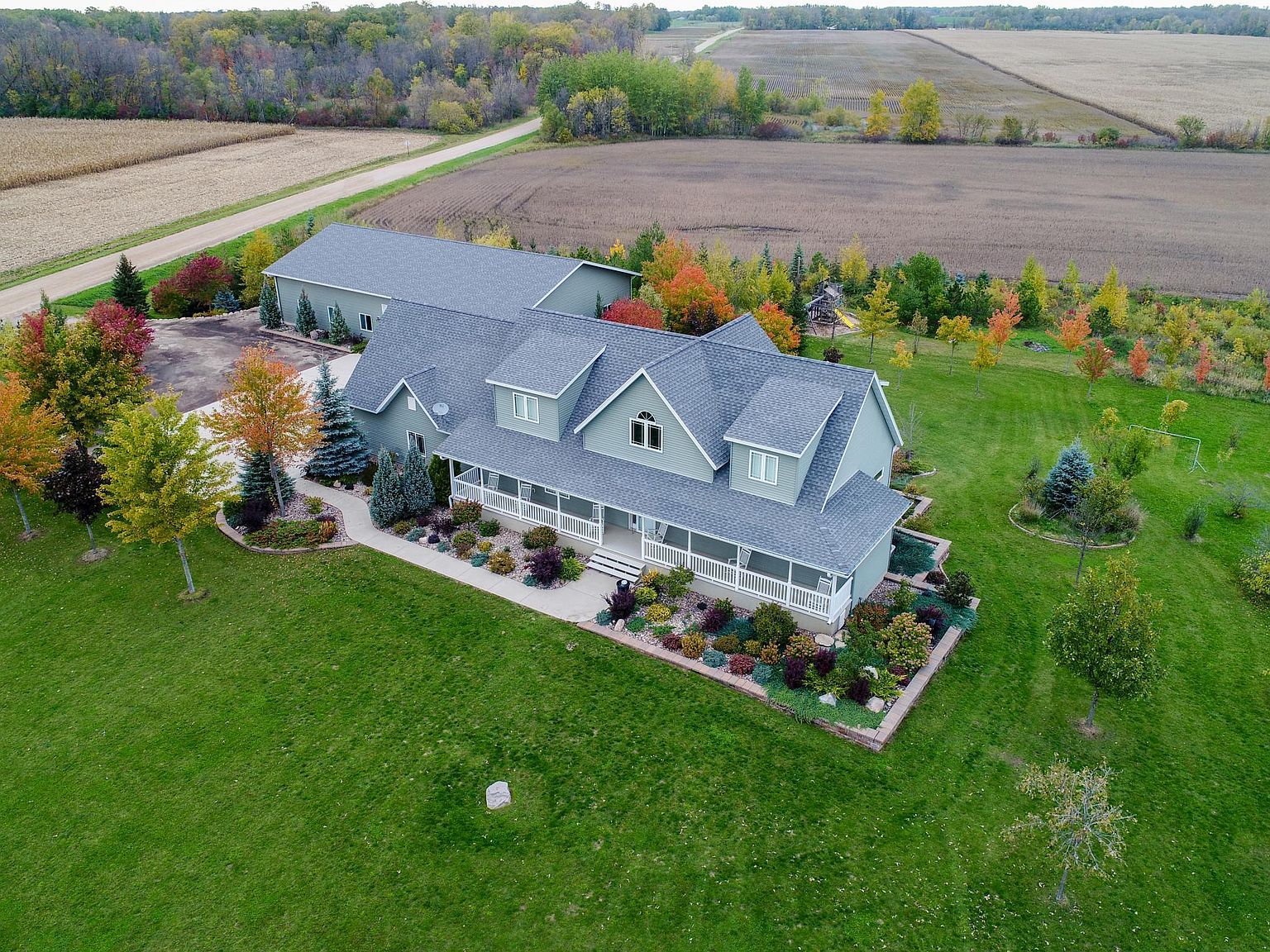 55 Homestead Rd NE, Nelson, MN 56355 | Zillow