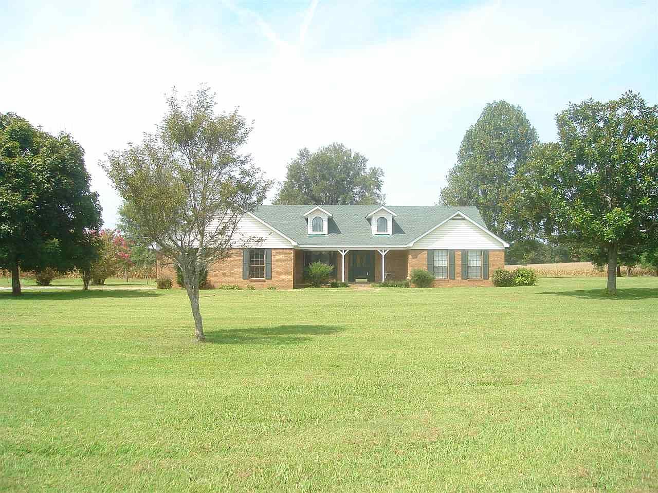 2600 Park Swain Rd, Grand Junction, TN 38039 | Zillow