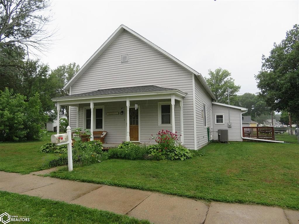 421 N 4th Ave, Logan, IA 51546 | Zillow