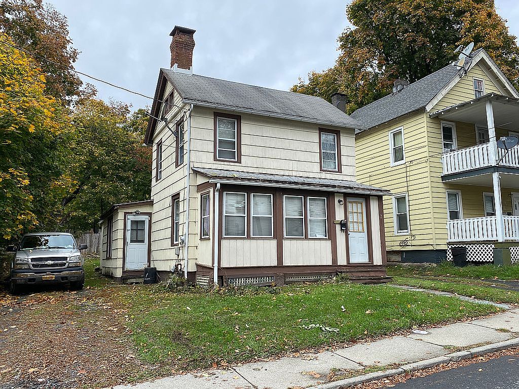 7 Harding St, Middletown, NY 10940 | Zillow