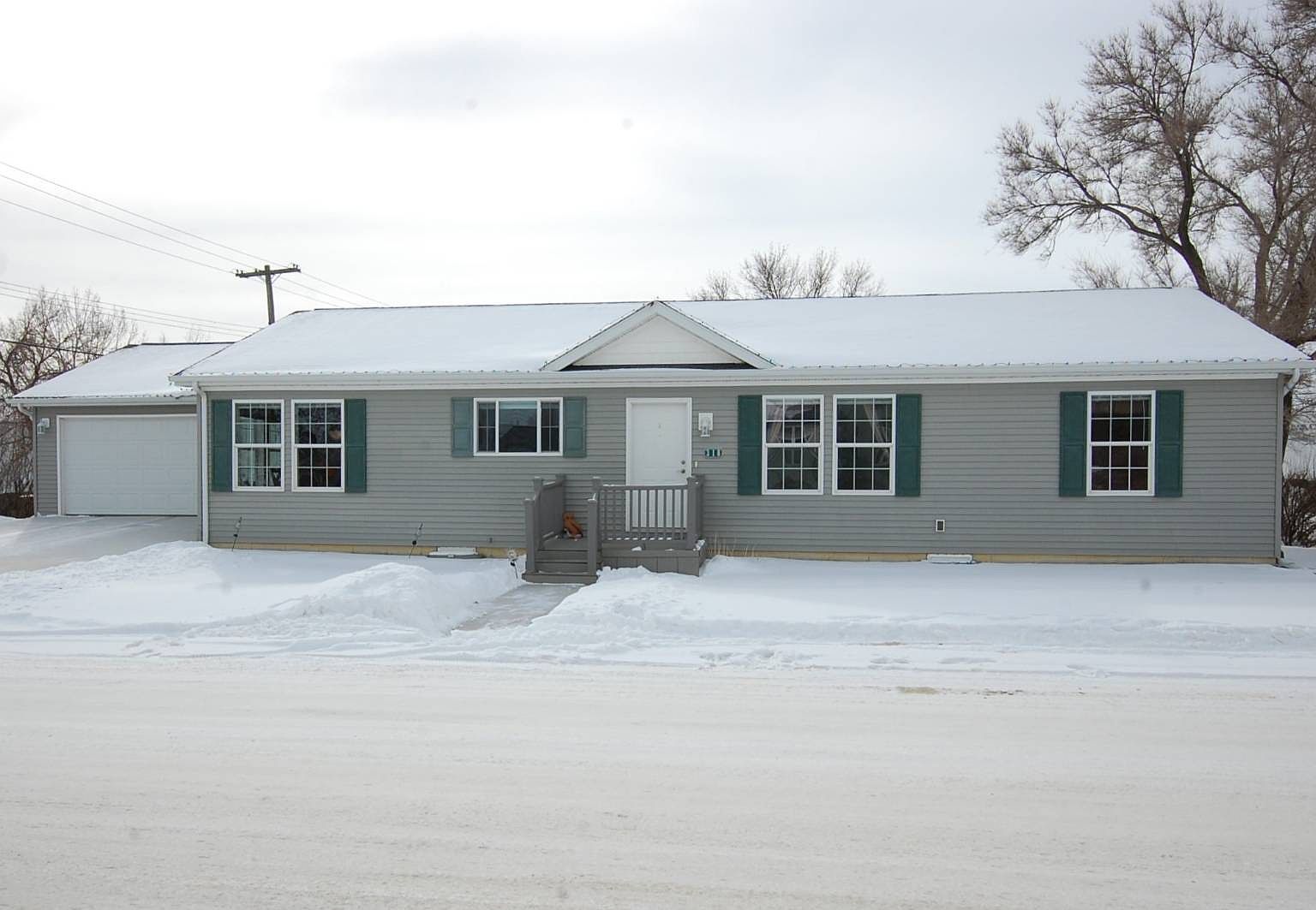 318 W 6th St, Fairview, MT 59221 | MLS #11438986 | Zillow