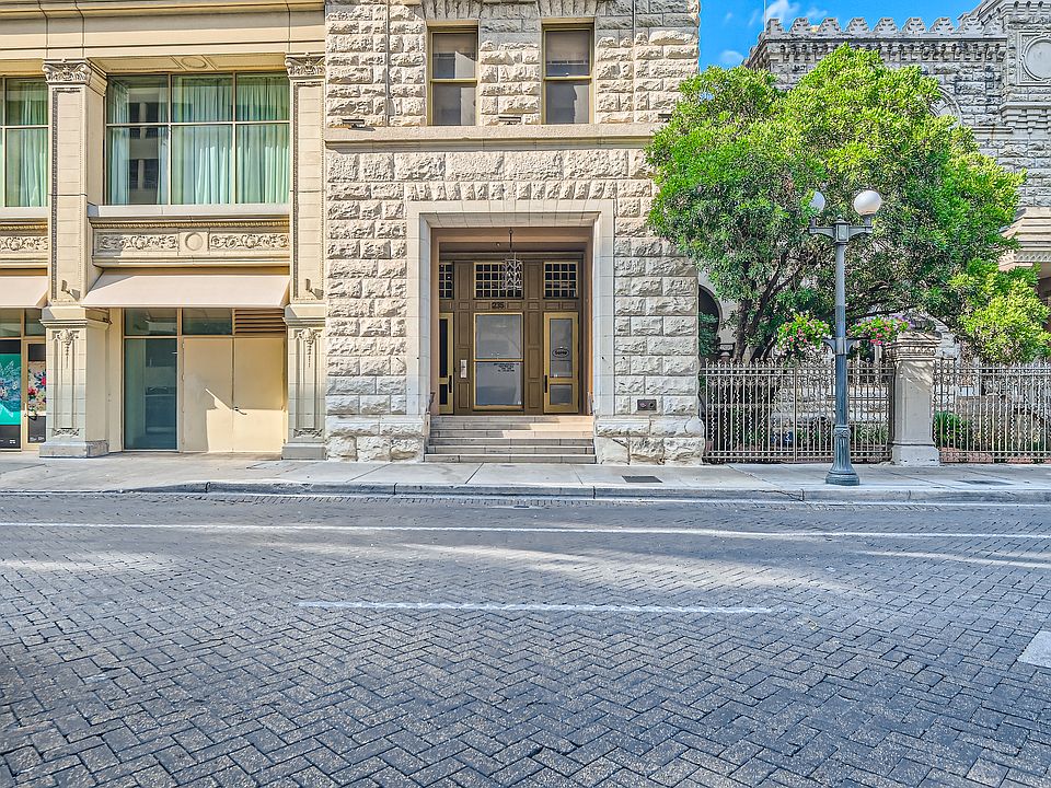235 E Commerce St San Antonio, TX, 78205 - Apartments for Rent | Zillow