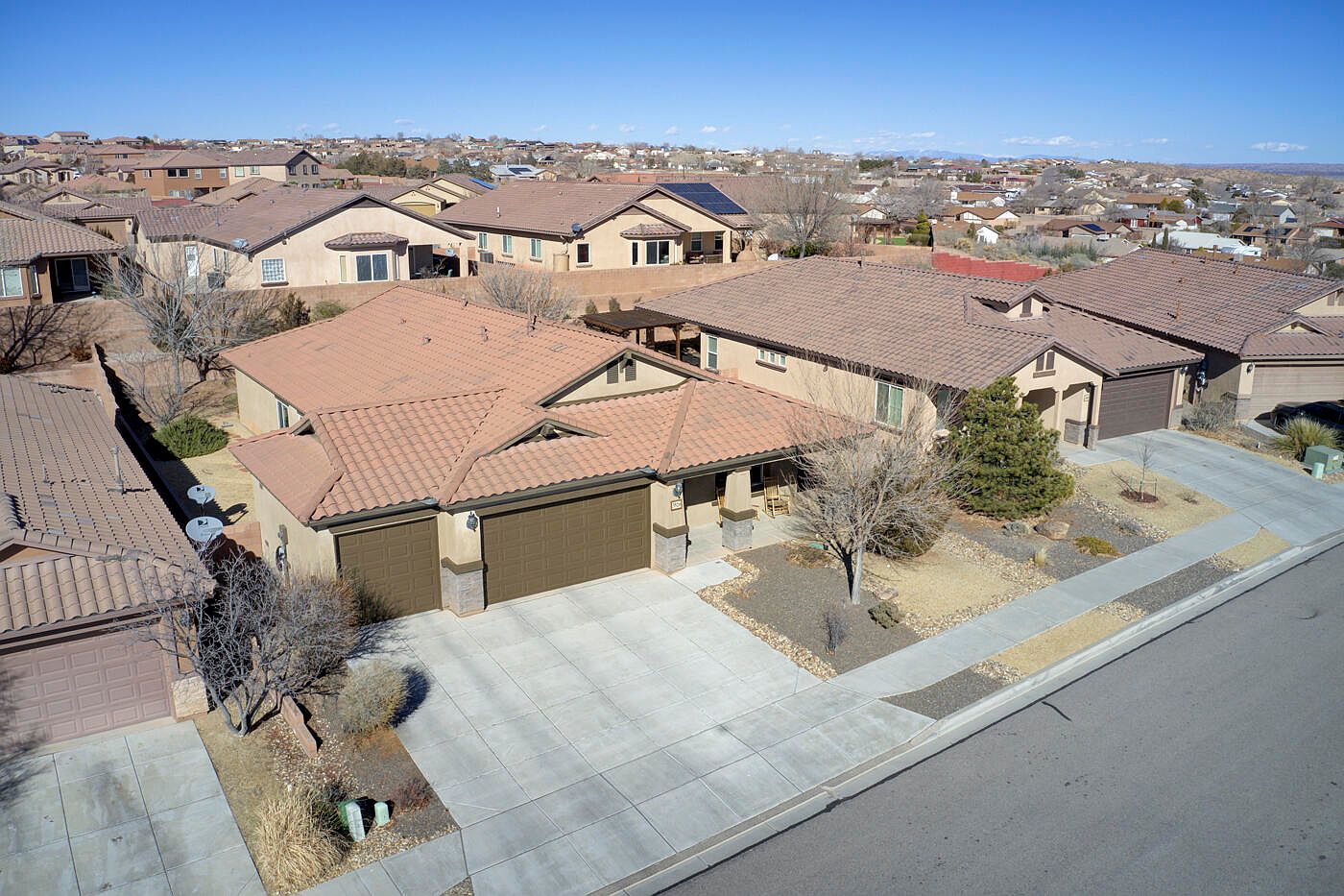352 Paseo Vista Loop NE, Rio Rancho, NM 87124 | Zillow
