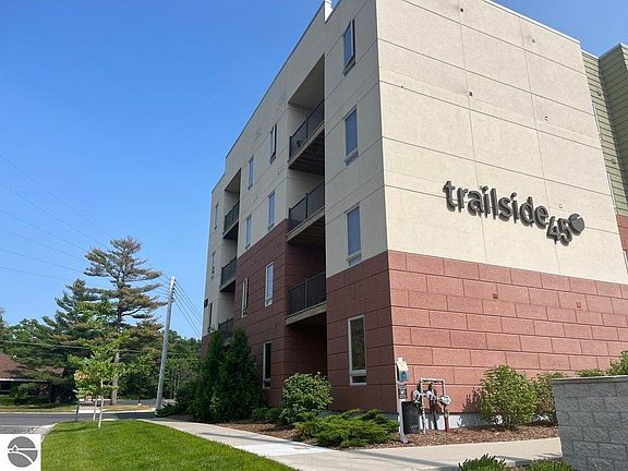 630 S Garfield Ave #202, Traverse City, MI 49686 | MLS #1916665 | Zillow