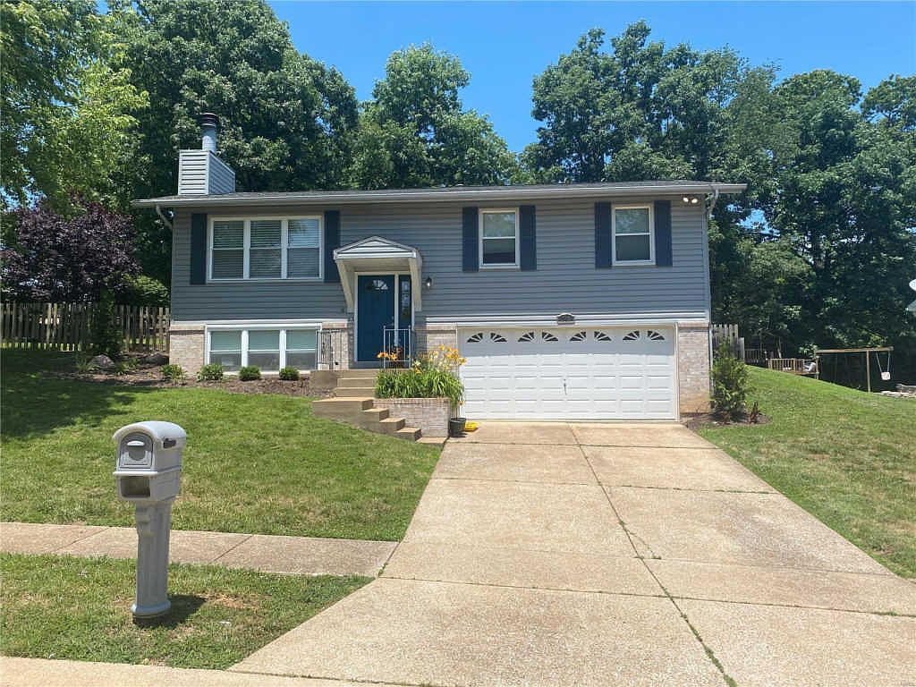 785 Tree Top Ridge Dr, Valley Park, MO 63088 | Zillow