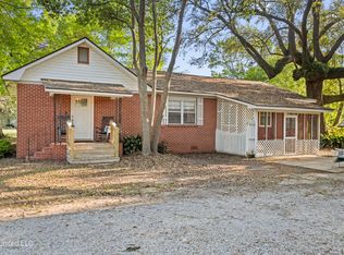 3519 Azalea St, Moss Point, MS 39563 | MLS #4099772 | Zillow