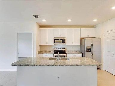 725 Hadley St W, Naples, FL 34104 | Zillow