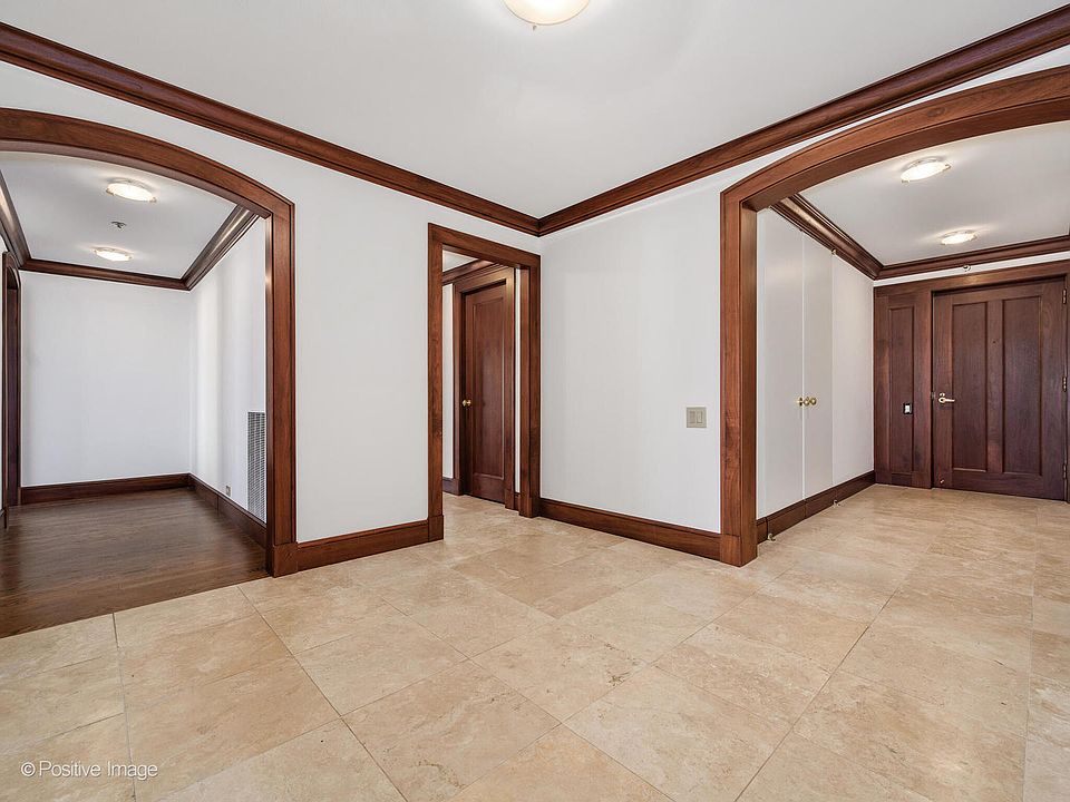 161 E Chicago Ave APT 39F, Chicago, IL 60611 | Zillow