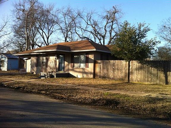 351 E Waco Ave, Cooper, TX 75432 | Zillow