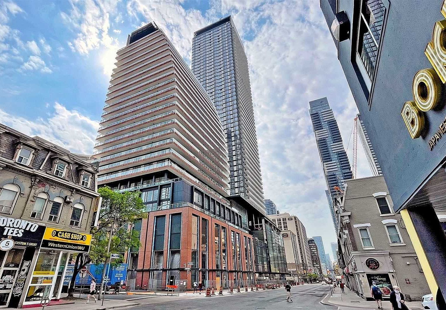 501 Yonge St #3703, Toronto, ON M4Y 1X9 | Zillow
