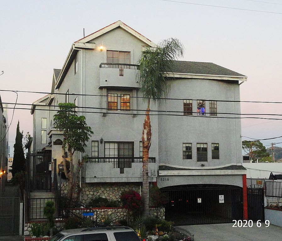 5218 Cartwright Ave #2B, North Hollywood, CA 91601 | Zillow