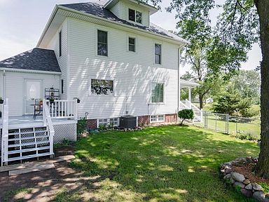 3174 Iowa Highway 21, Elberon, IA 52225 | Zillow