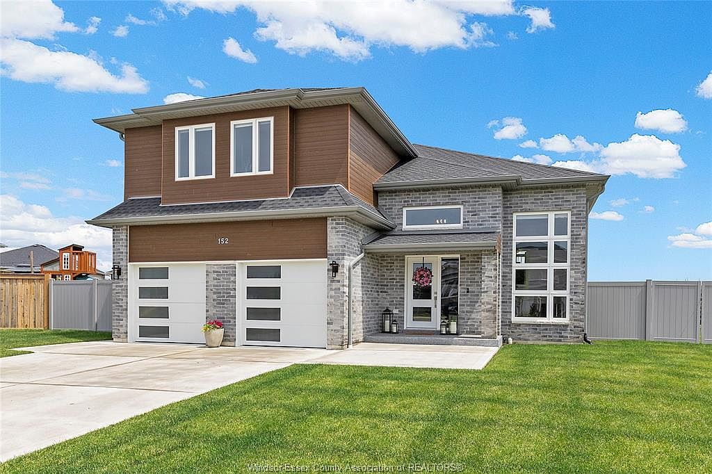 152 Lambert St, Amherstburg, ON N9V 0A9 | MLS #25015632 | Zillow