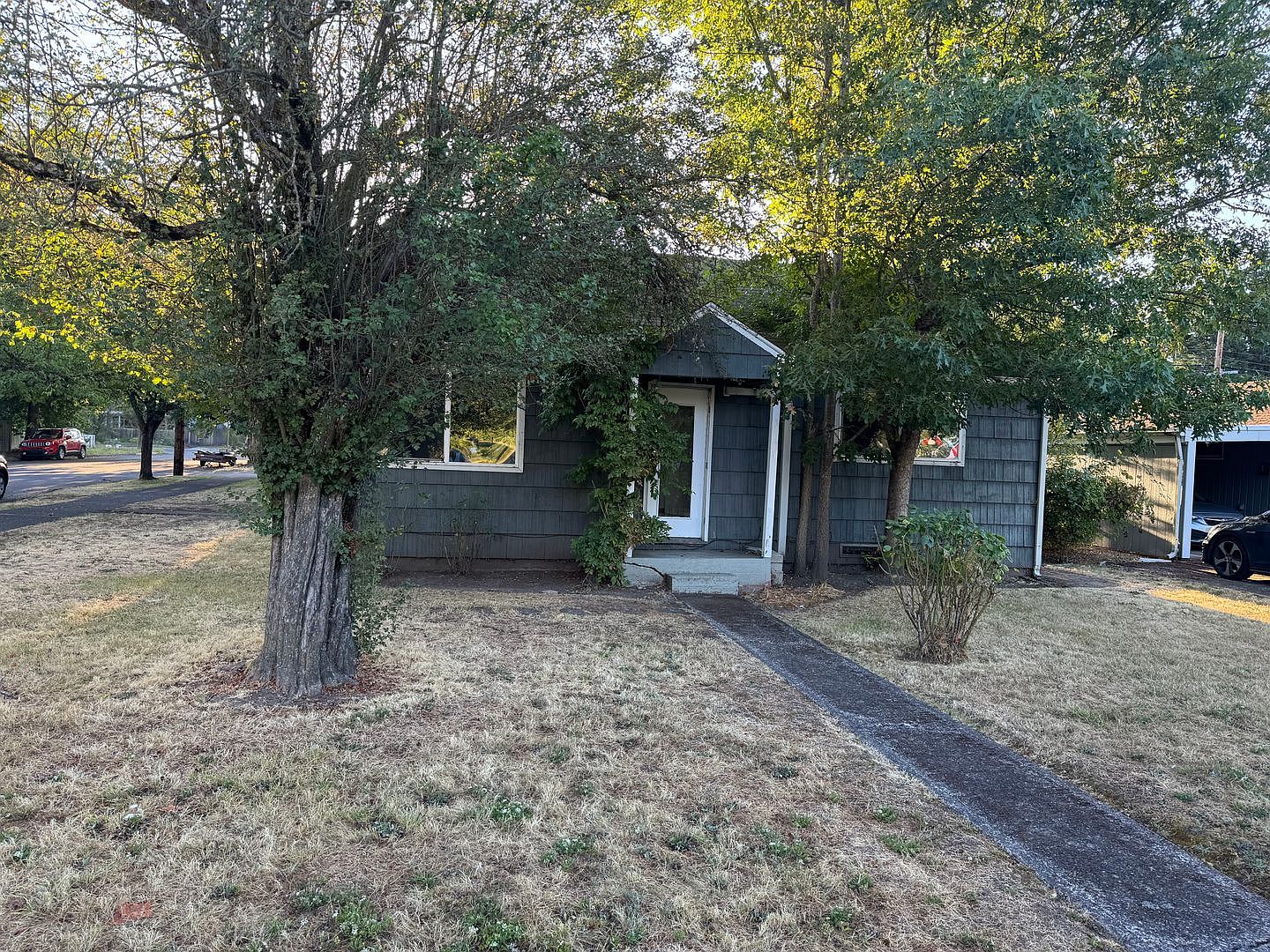 2615 Hilyard St Unit A, Eugene, OR 97405 | Zillow