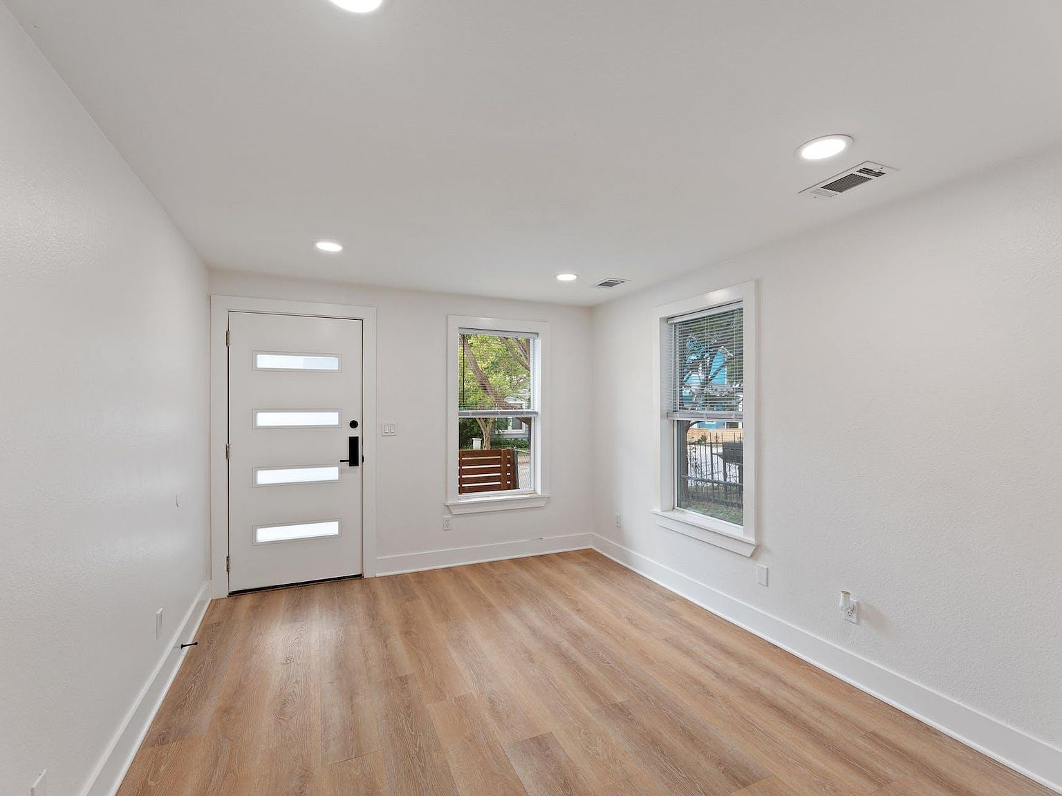 2208 Santa Rita St, Austin, TX 78702 | Zillow