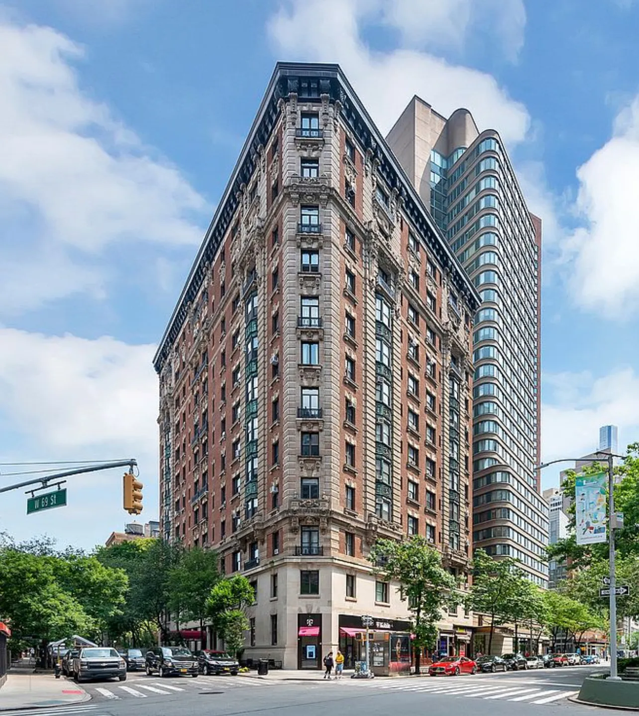 140 West 69th Street #61A in Lincoln Square, Manhattan | StreetEasy