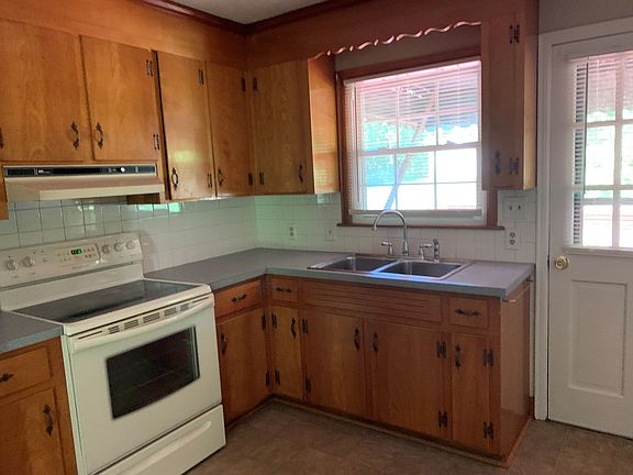 439 Rocky Rd, Rustburg, VA 24588 | Zillow