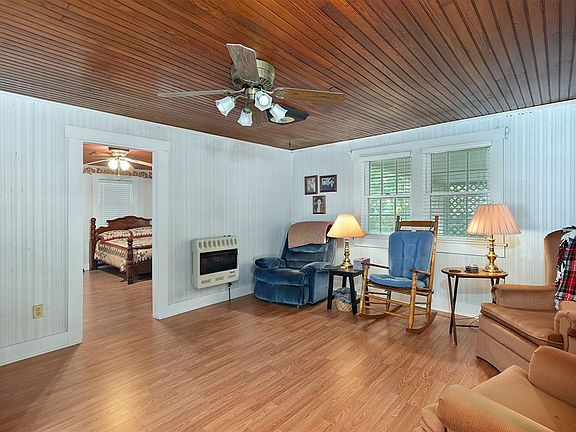 7751 Clay County Hwy, Moss, TN 38575 | MLS #223788 | Zillow