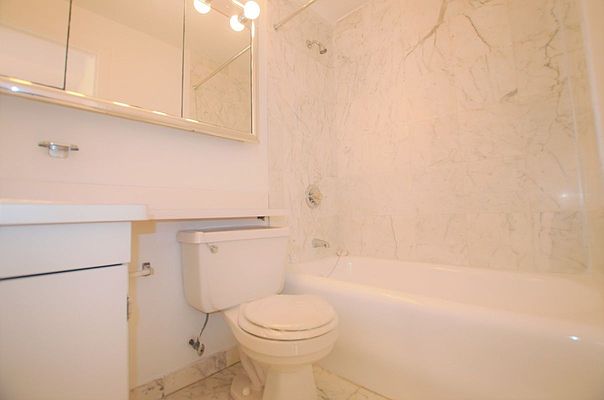 150 East 39th Street #1703 in Murray Hill, Manhattan | StreetEasy