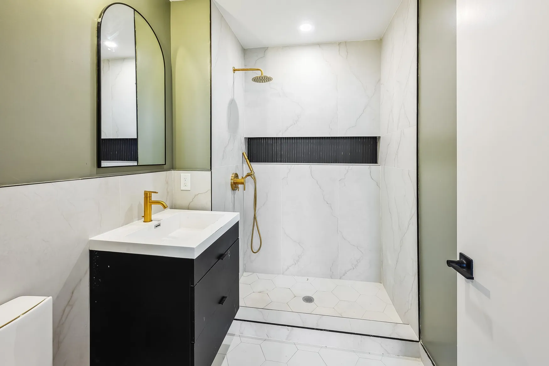 1890 Pelham Parkway South #9C in Pelham Bay, Bronx | StreetEasy