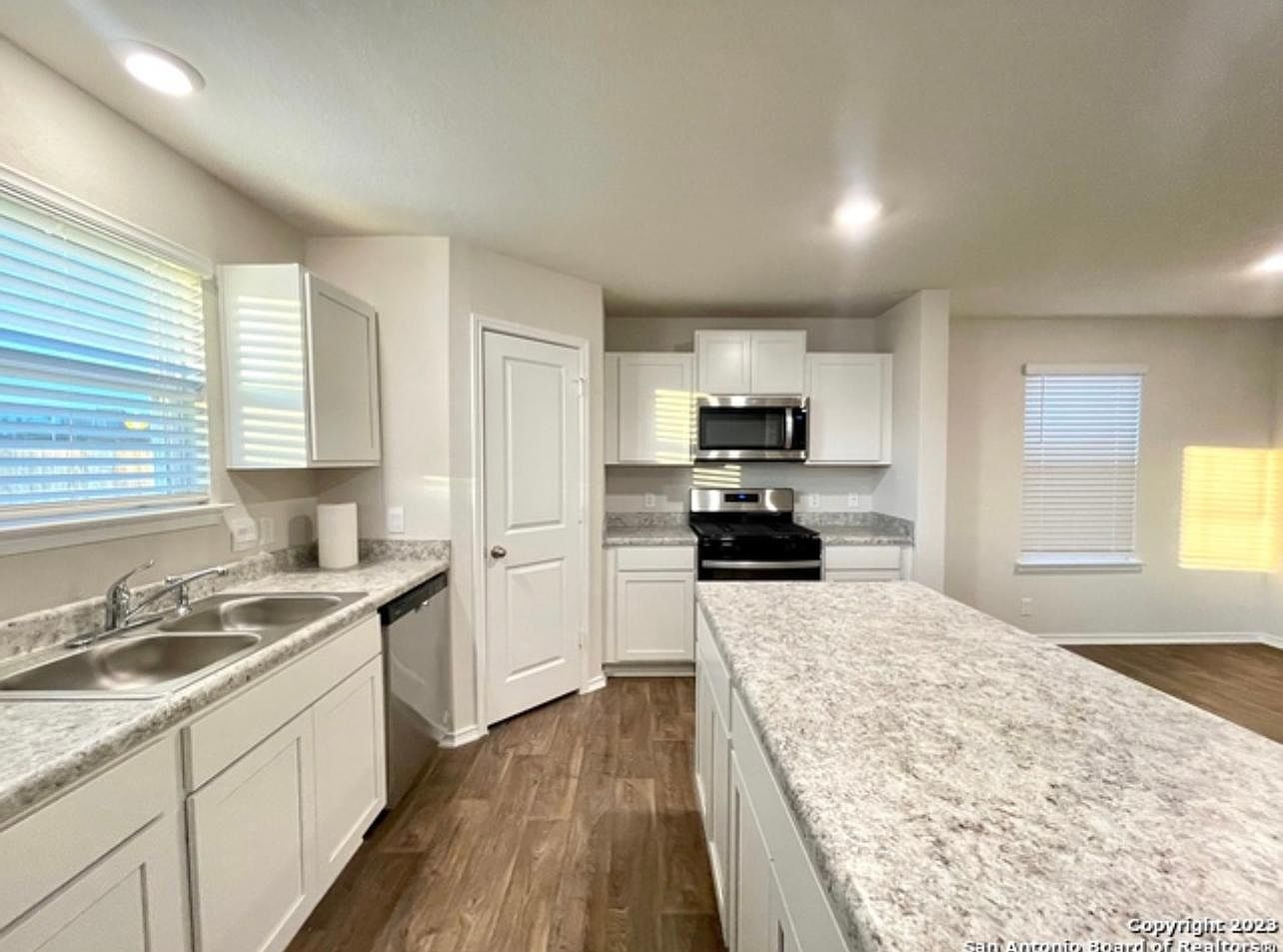 13859 Guffey Cir, San Antonio, TX 78254 | Zillow