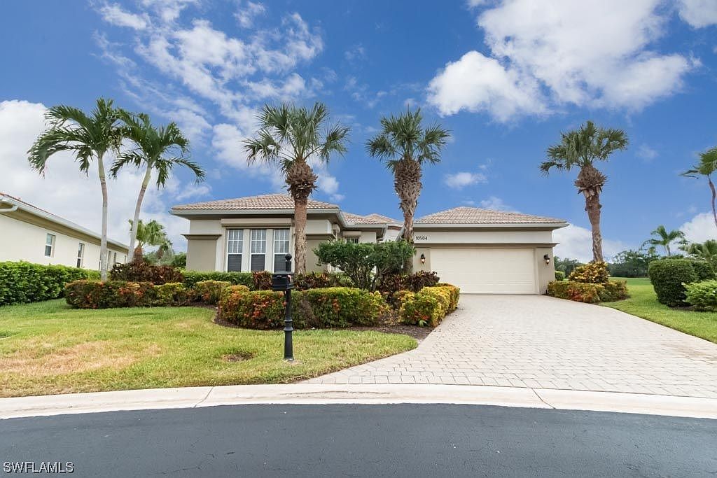 10504 Bellagio Dr, Fort Myers, FL 33913 | MLS #223036889 | Zillow