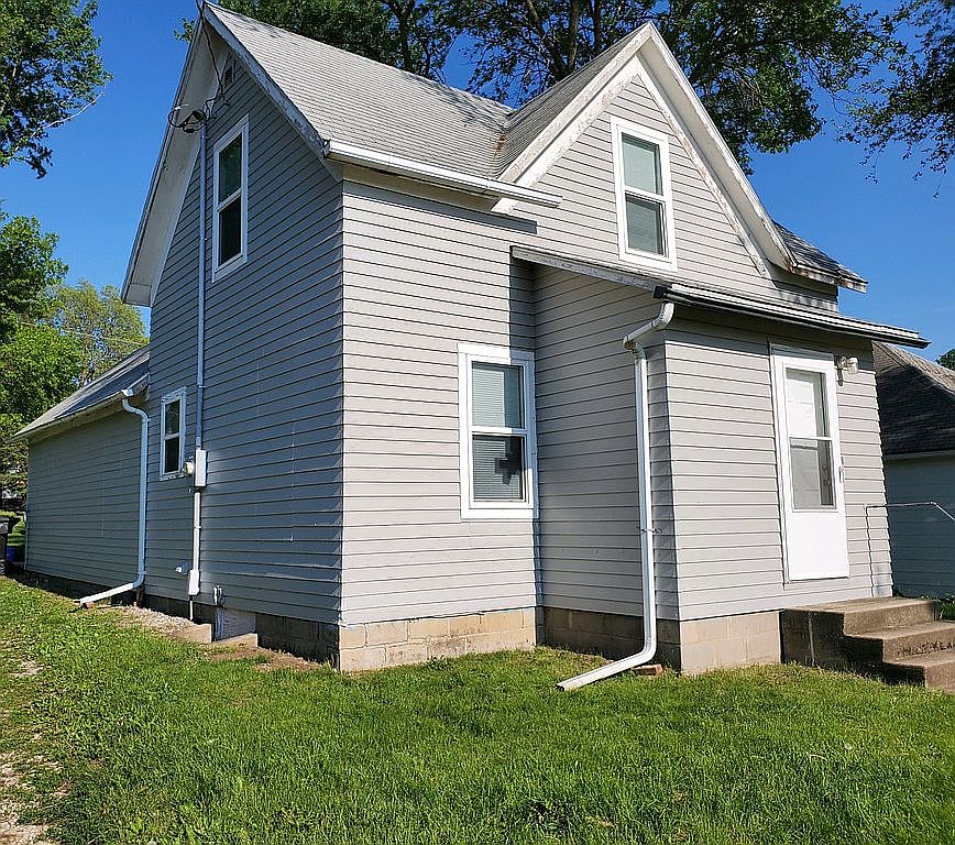 112 Summit St, Pierson, IA 51048 | Zillow