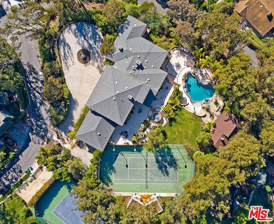 1151 Summit Dr, Beverly Hills, CA 90210 | Zillow