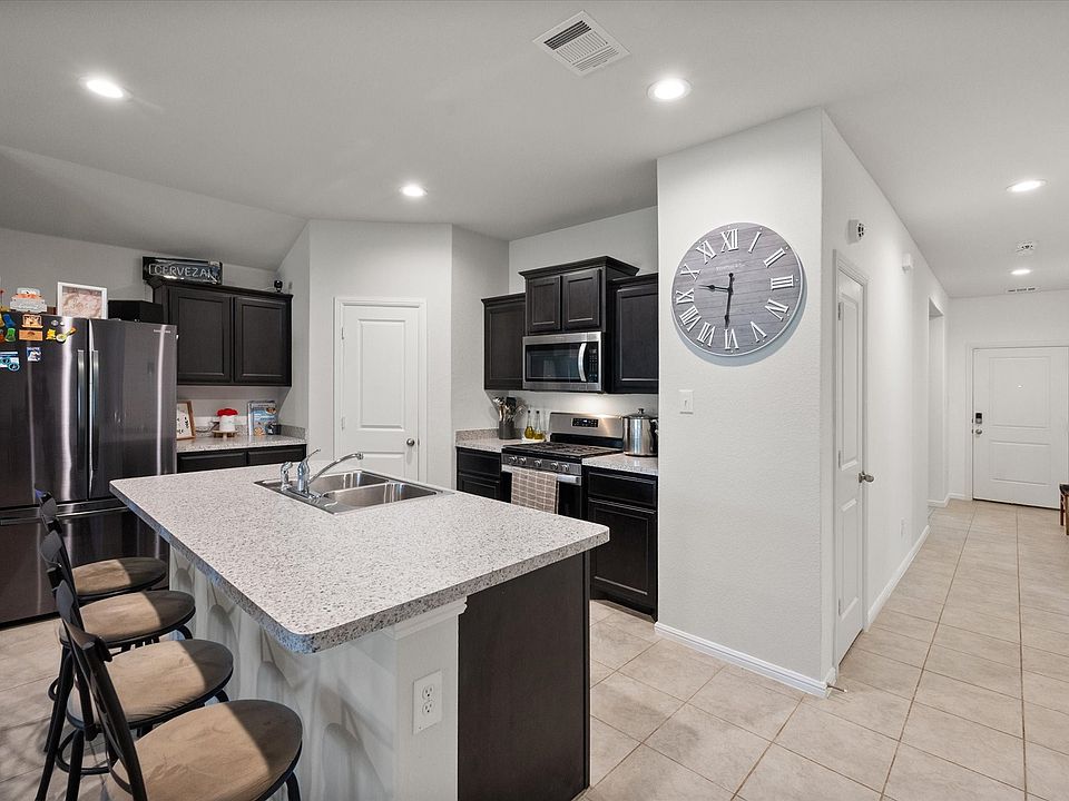 10396 Fort Teran Trl, Crowley, TX 76036 | Zillow