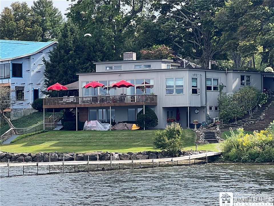 2 Elm Ln, Chautauqua, NY 14722 | MLS #R1498419 | Zillow