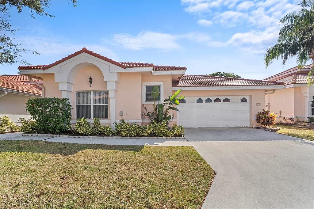 7728 Highlands Cir, Pompano Beach, FL 33063 | Zillow